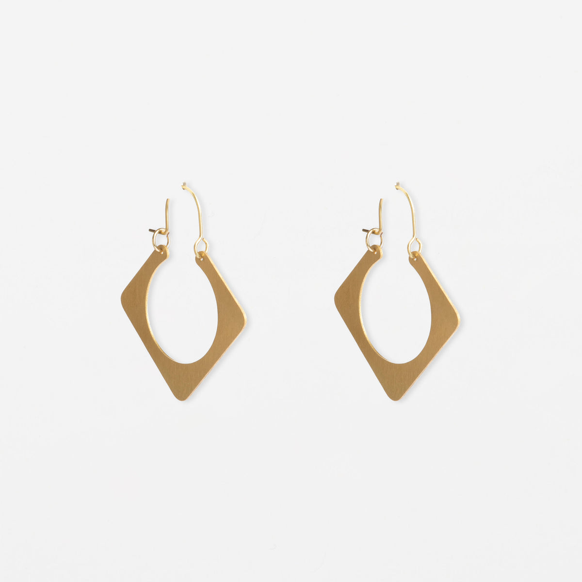 Matt Square Hoops – Stella+Gemma