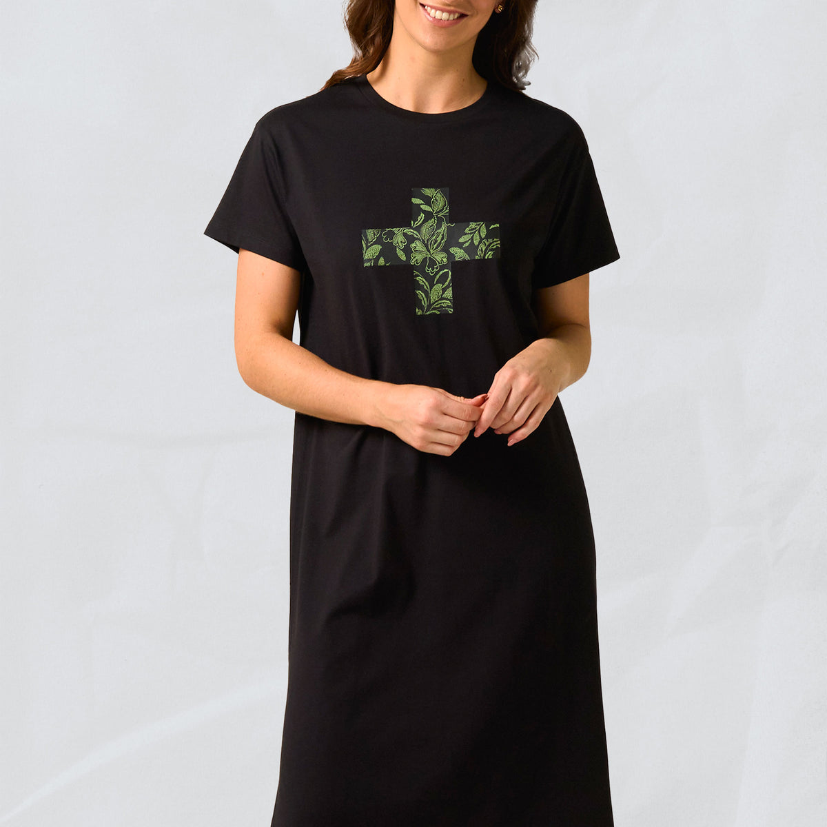 Maxie Tee Dress Ibiza Bloom - Black – Stella+Gemma
